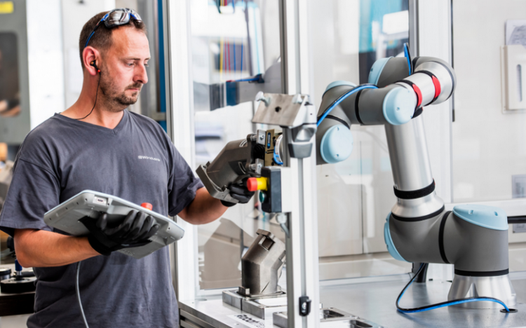 Industrieroboter & Cobots – Faszinierend vielseitige Einsatzmöglichkeiten